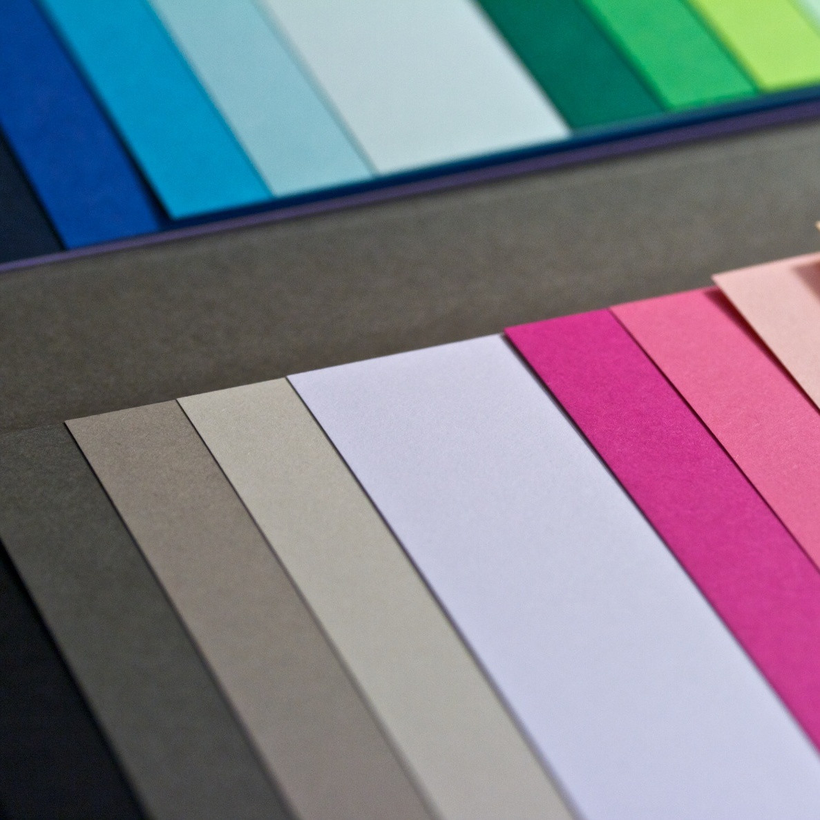 Carta colorata di alta qualità Favini Burano - Immagine Srl